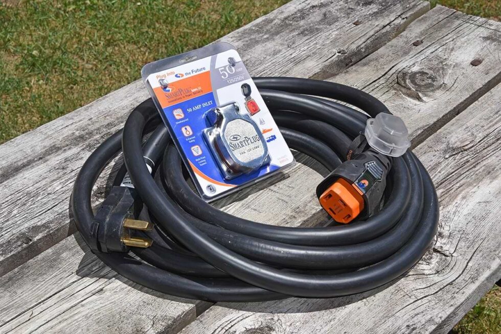 Keeping Connected - RV Enthusiast Magazine